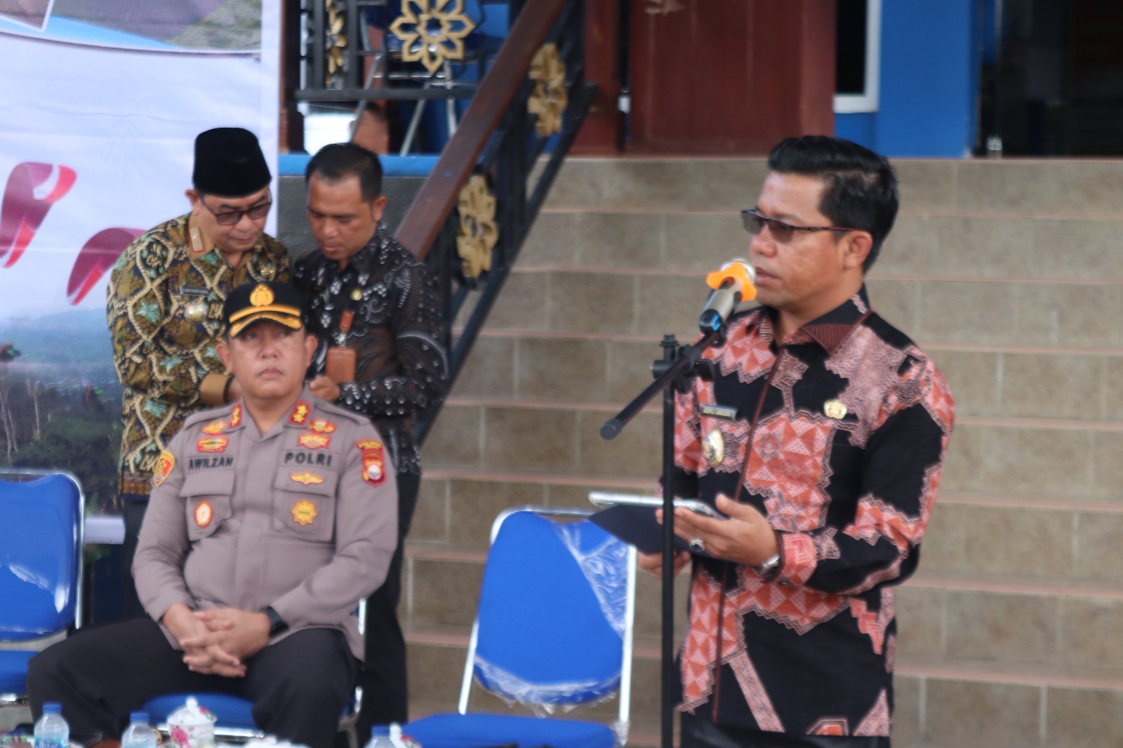 Temu Sapa Bujang Semulen,Bupati Lebong Kopli Ansori Lepas Empat Calon Atlit Paralayang ikuti ...